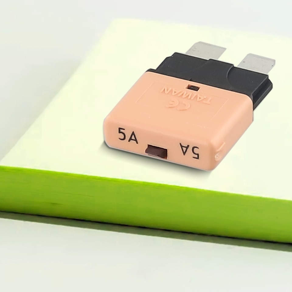 Brand New Circuit BreakerBlade Fuse Resettable 5-30A Marine Accessories ...