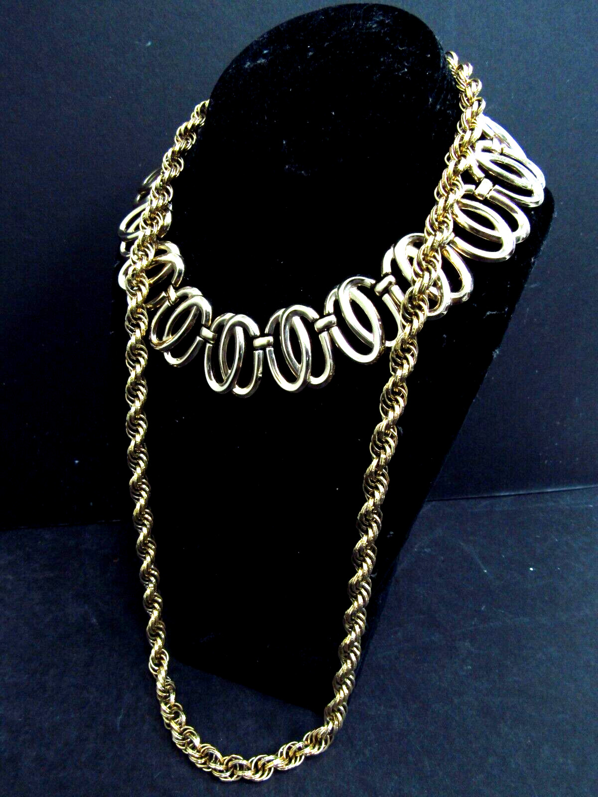 Vtg Monet Gold Tone Chain Link Hinged Loops Necklace … - Gem