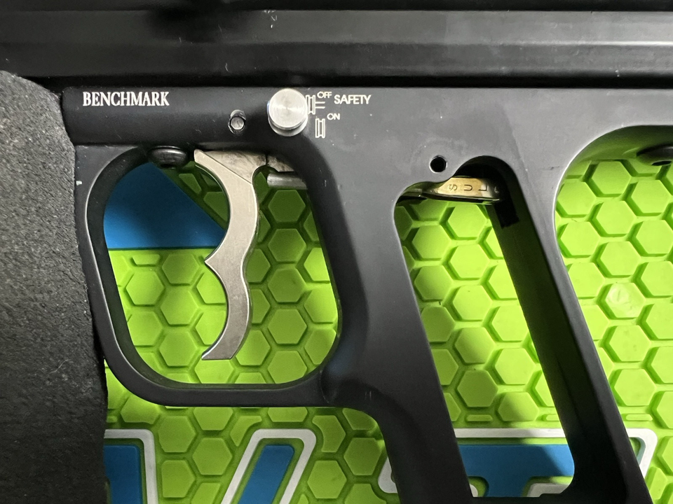 AIR GUN DESIGNS AGD AUTOMAG MARKER- BLACK + BENCHMARK DOUBLE TRIGGER ...