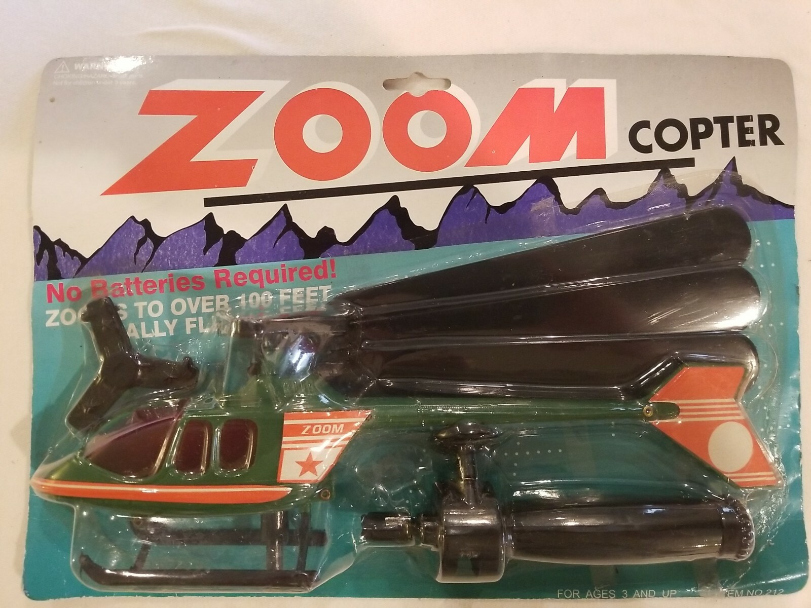 ZOOM COPTER FLIES OVER 100 FEET NO BATTERIES HELICOPTER NEW ON CARD | eBay