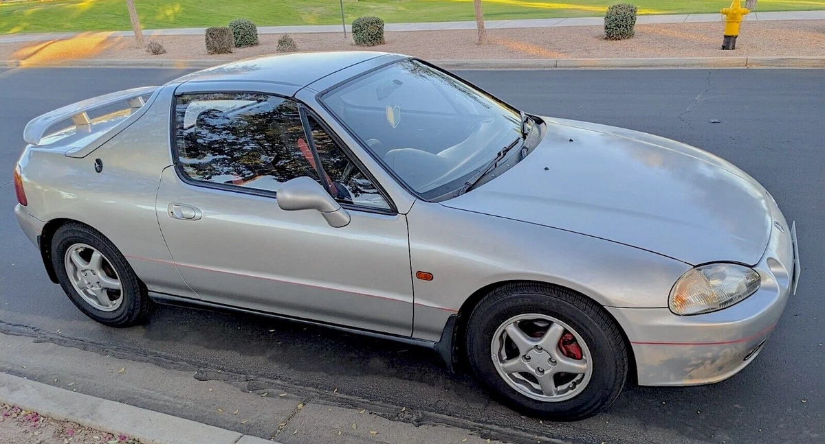 Honda Del Sol TransTop: A Sports Car with a Magic Roof