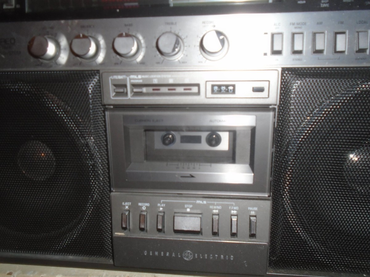 Boombox Ge 3 5295a