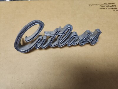 Cutlass Oldsmobile Emblem Vintage Car Badge OLDSMOBILE OLDS script 5 ...