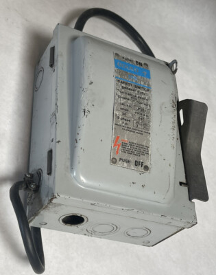 JF-321 GOULD ITE Enclosed Switch 3 Pole 30 Amp 240V Type-1 FUSED (M43 ...