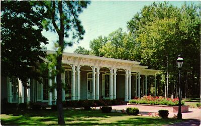 Vintage Postcard- WHEATON MUSEUM OF GLASS, WHEATON VILLAGE, MILLVILLE ...