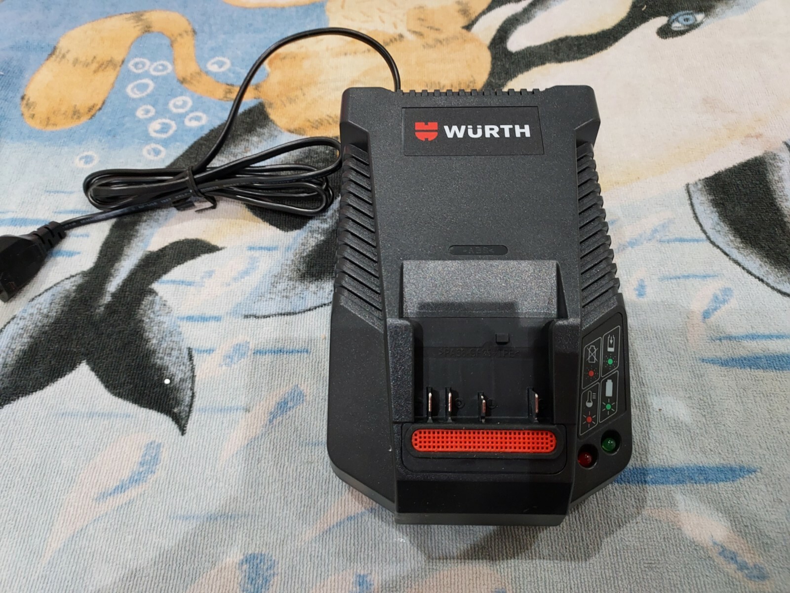 Chargeur Wurth d’occasion | Plus que 3 à -65%