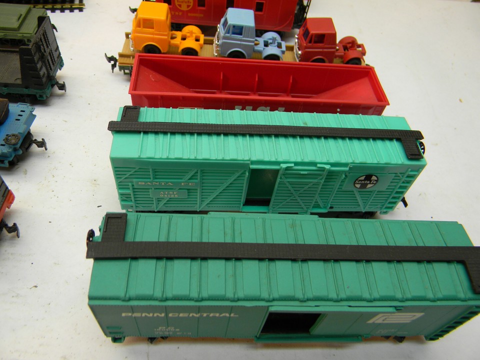 4505-B, Vintage HO Model railroad cars 17 ct., Train, railway ...