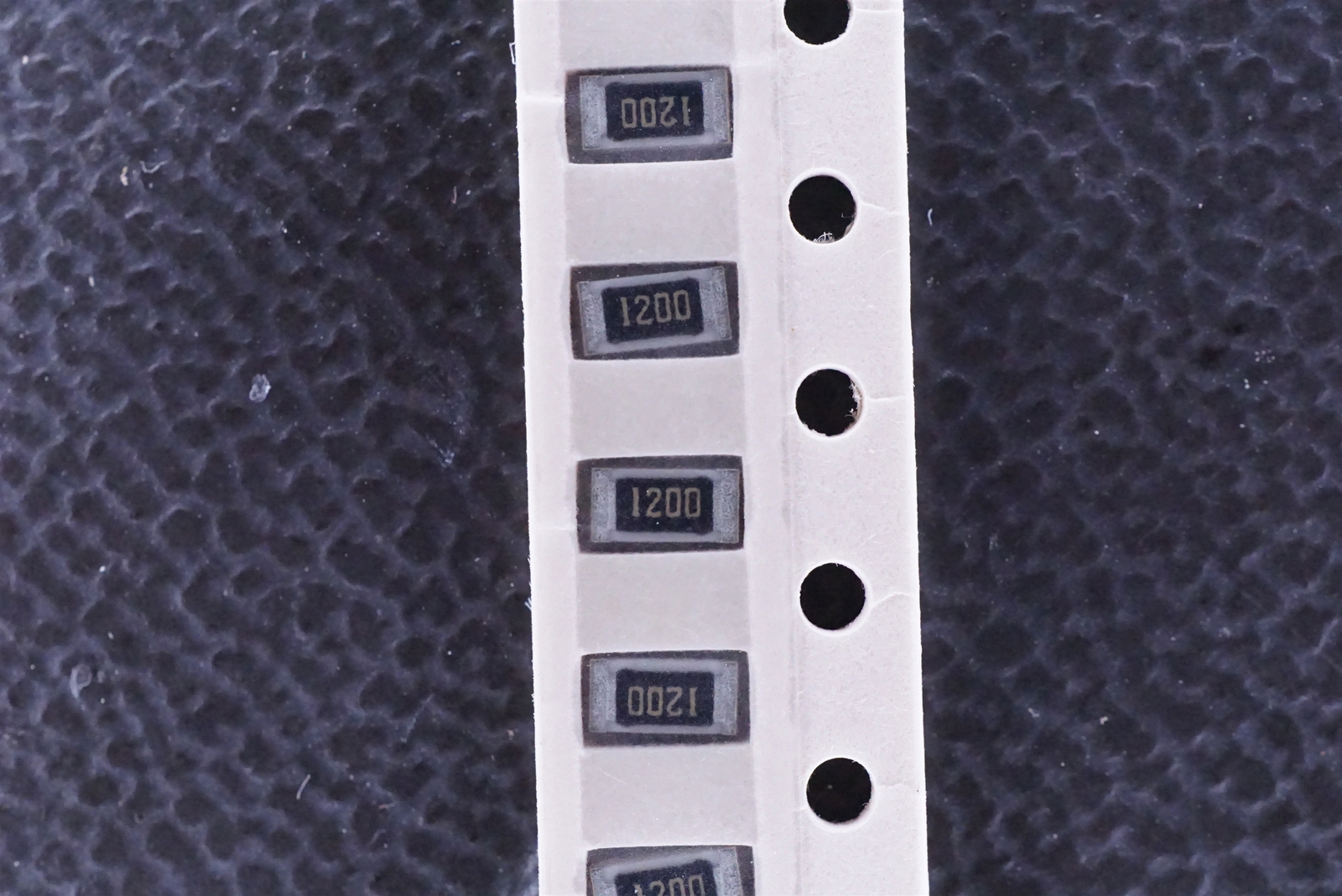 Lot of 50 MCR18EZHF1200 Rohm Chip Resistor 120 Ohm 250mW 1/4W 1% 1206 ...