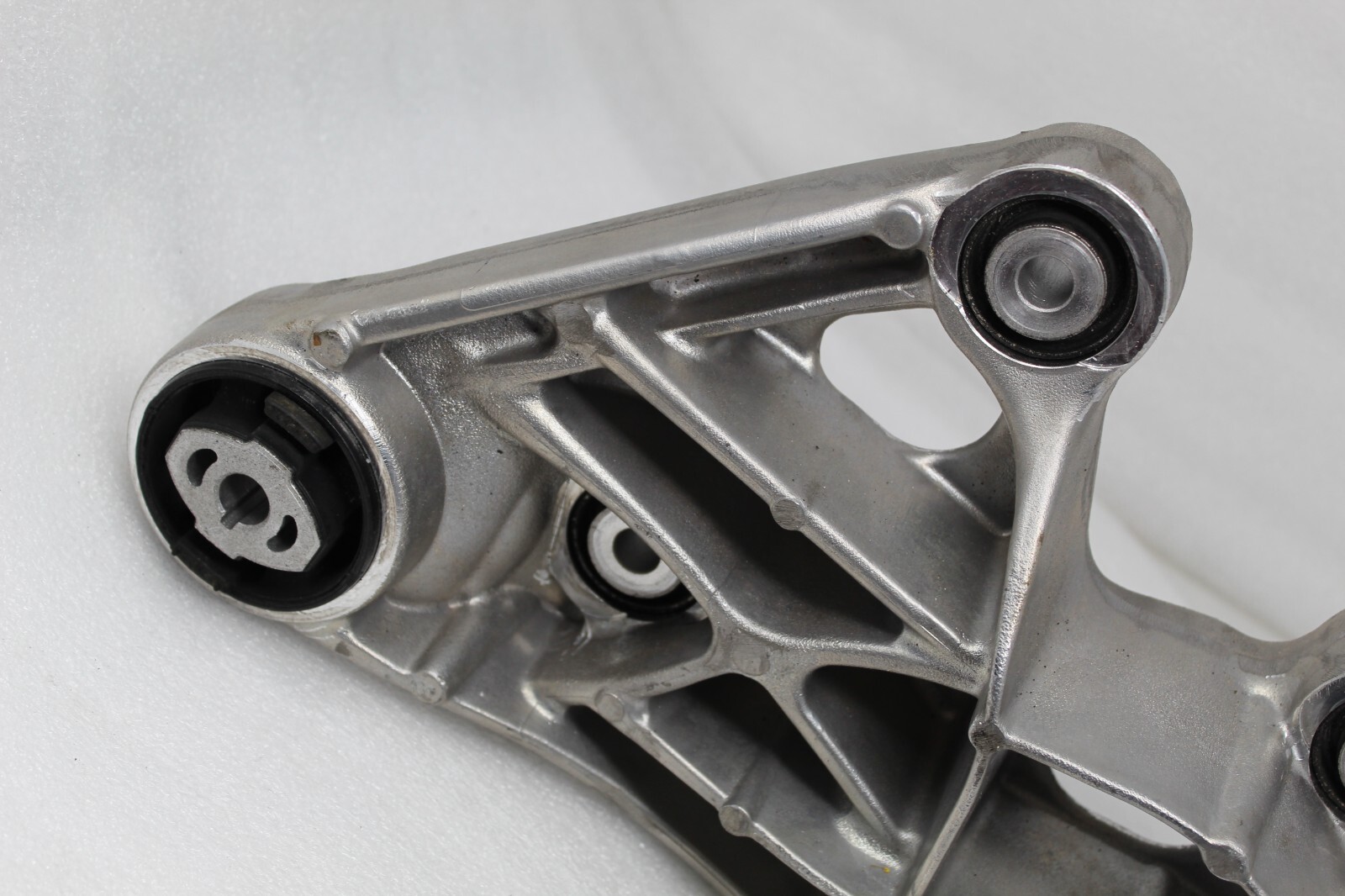 2016-2021 Tesla Model S Front Drive Unit Bushing Carrier 1135846-00-B ...