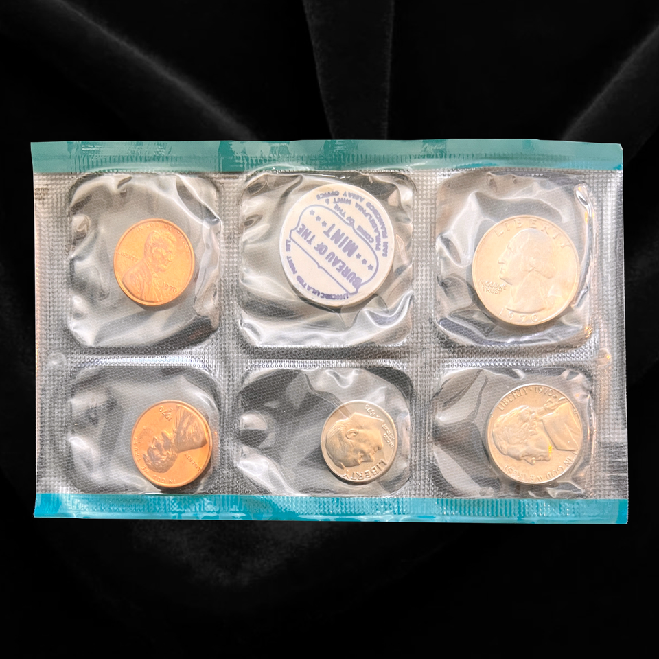 1970 U.S. Mint Uncirculated Coin Set - Denver & Philadelphia Mints | eBay