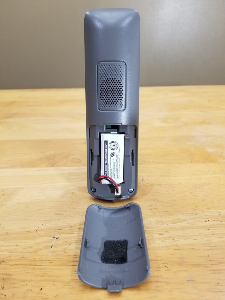 AT&T DL72219 DECT 6.0 Cordless 1 Handset Answering System W/Connect to ...