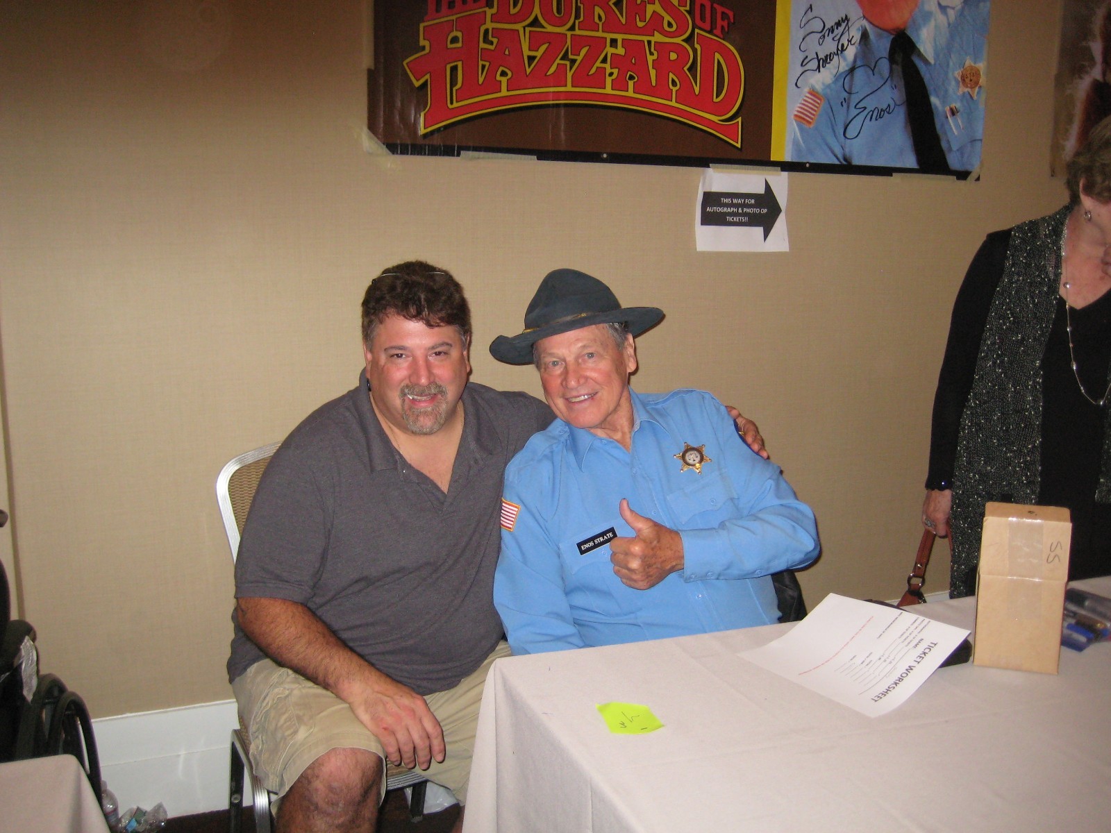 DUKES OF HAZZARD LEGEND "ENOS" SONNY SHROYER AUTOGRAPHED PHOTO W/ COA ...