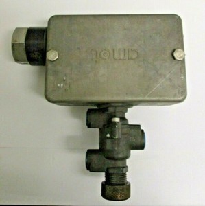 AMOT, 3-WAY PRESSURE SENSING VALVE, 4023E340D | eBay