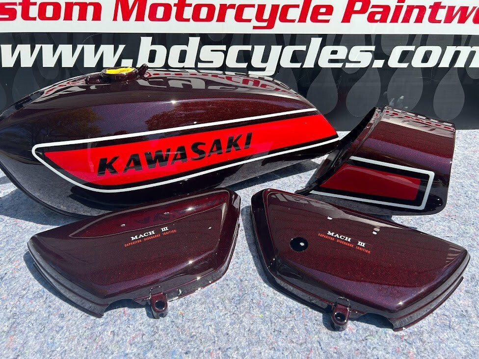 Kawasaki H1, H2, 500, 750, tank, tail, paint job, triple 3 cylinder | eBay