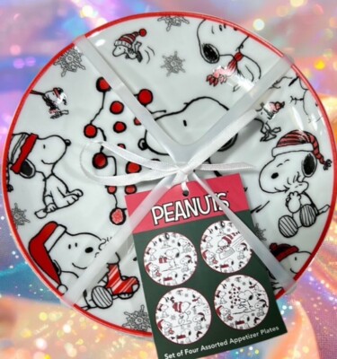 Peanuts Snoopy Christmas Appetizer/dessert Ceramic Plates New Set Of 4 ...