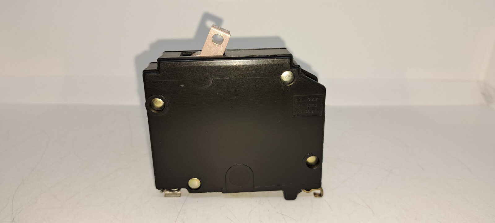 Cutler Hammer CH115 15 Amp 1 Pole 120/240V METAL FOOT Type CH Circuit ...