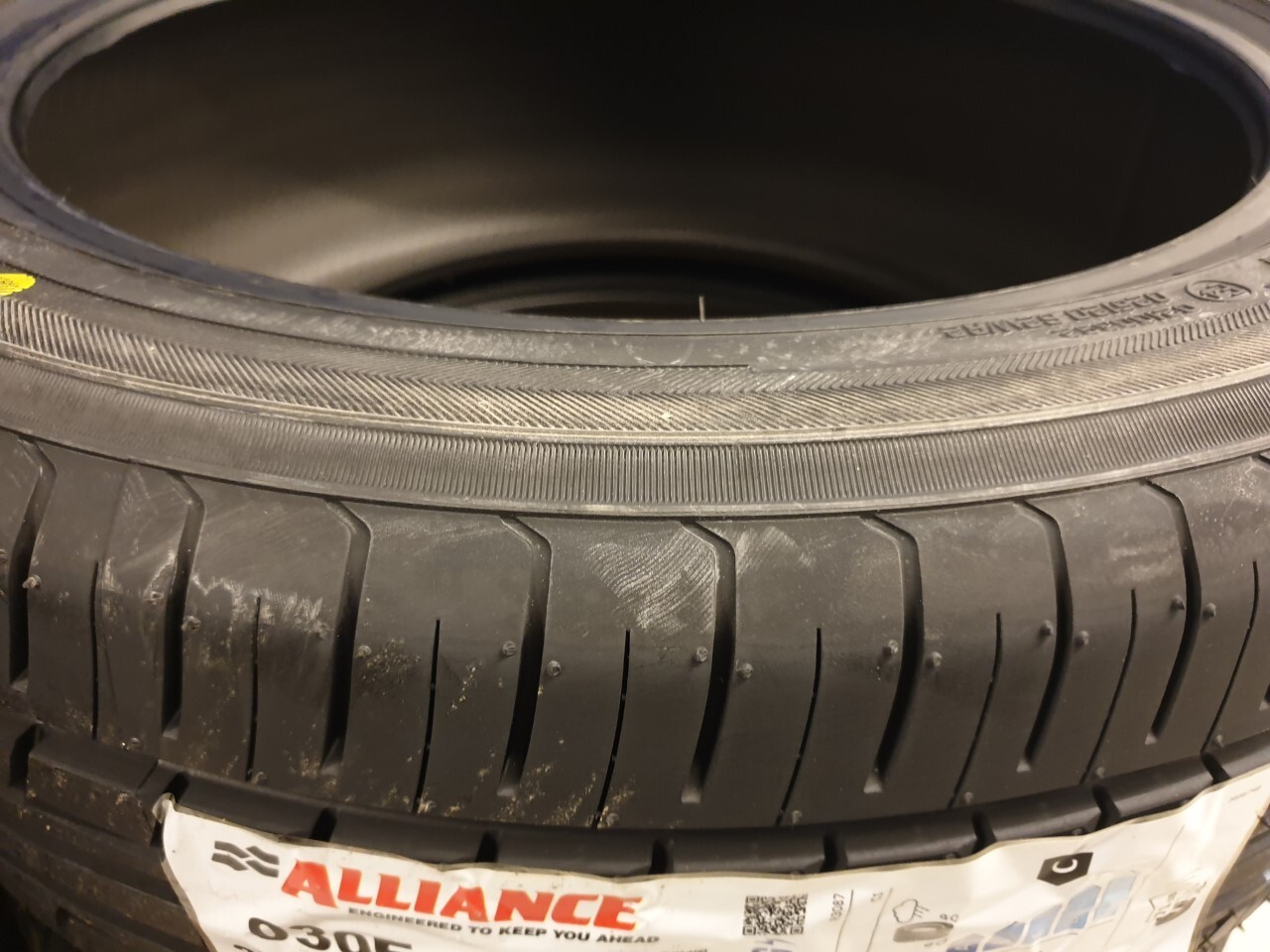 2X NEW ALLIANCE AL30 BY YOKOHAMA 225/40/18 225 40 ZR18 XL 92W A1 UHP ...