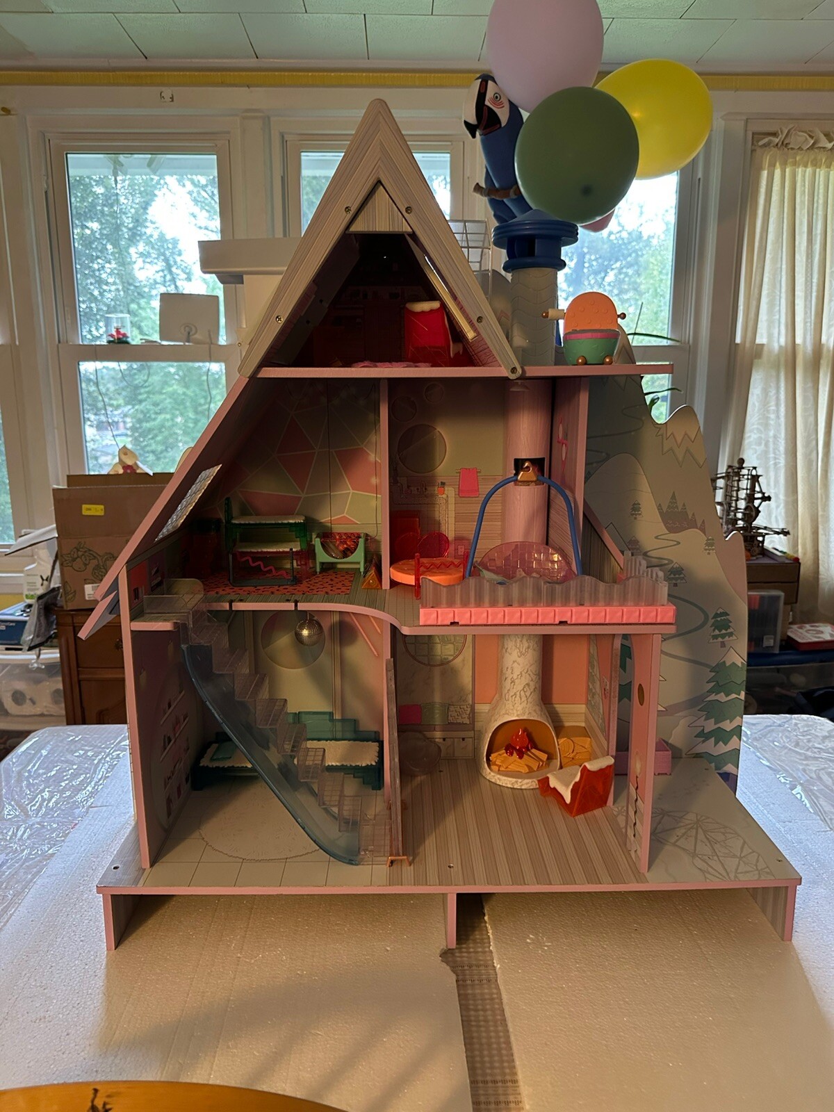 LOL Surprise WINTER DISCO CHALET Doll House | eBay