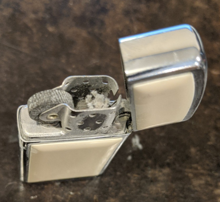 RARE Vintage 1980s D.D. Eisenhower CVN-69 Ladies Zippo Lighter with ...