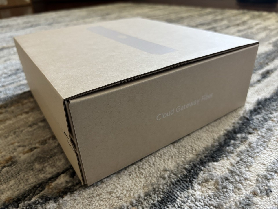 NEW UBIQUITI UNIFI CLOUD GATEWAY FIBER (UCG-FIBER) Firewall/router with ...