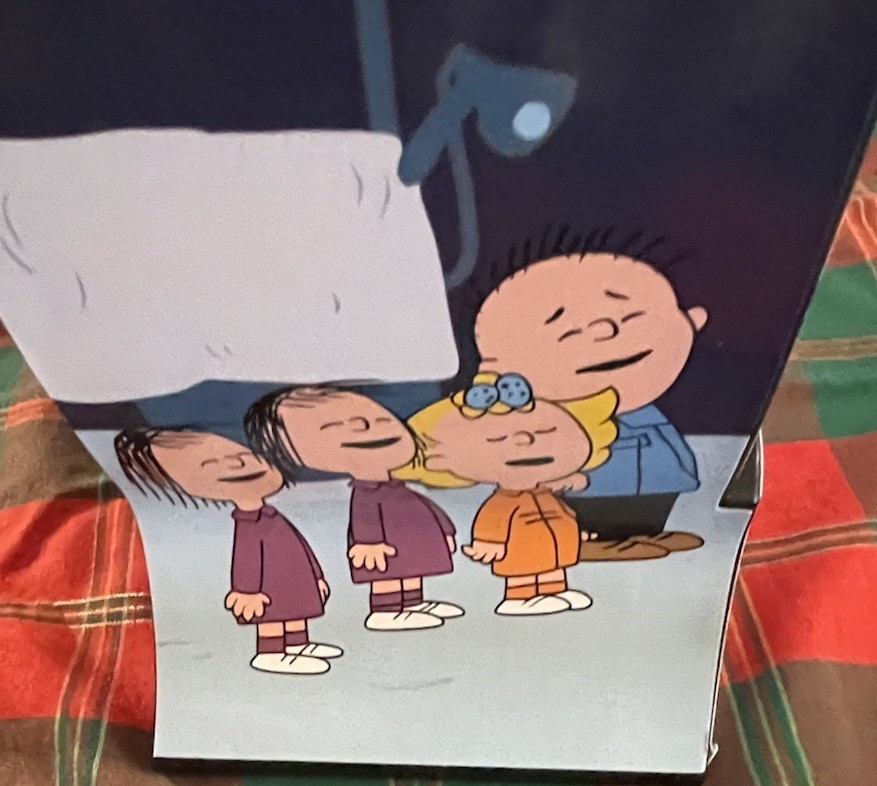 Peanuts Gang Christmas Cuckoo Clock Snoopy Linus Lucy Blue 17 X 9 ...