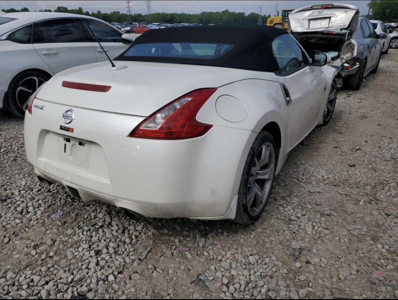 2012 Nissan 370z Rear Subframe Rear Differential RWD OEM | OE