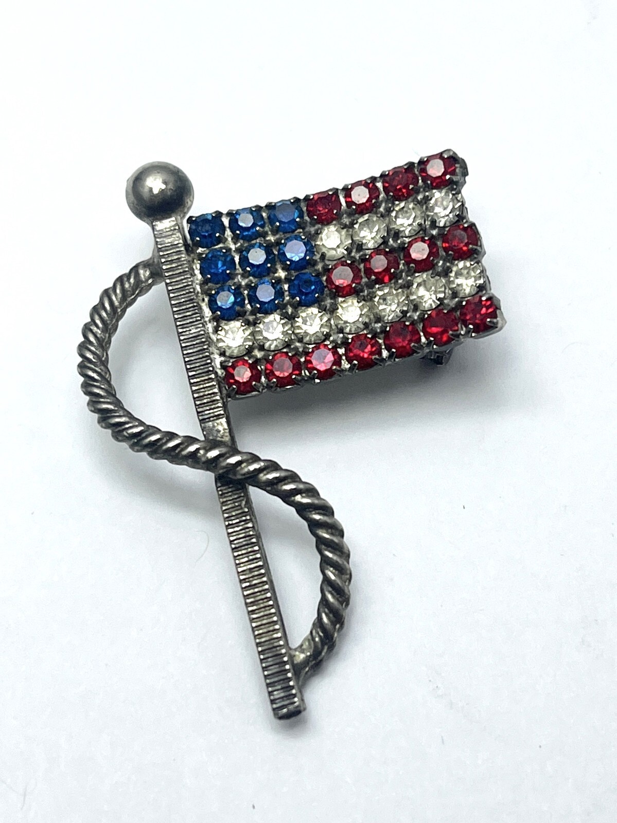 Vintage USA Rhinestone American Flag Brooch Pin - Gem