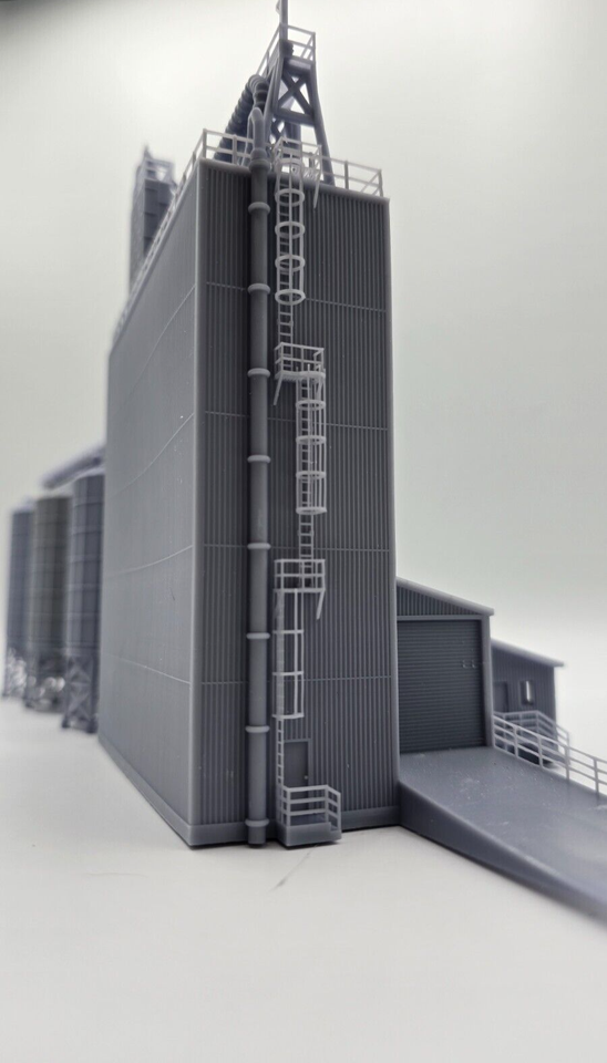 N Scale Grain Elevator 1:160 | eBay