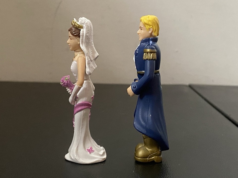 Redbox Princess Sapphire Wedding Palace Playset Replacement Figures ...