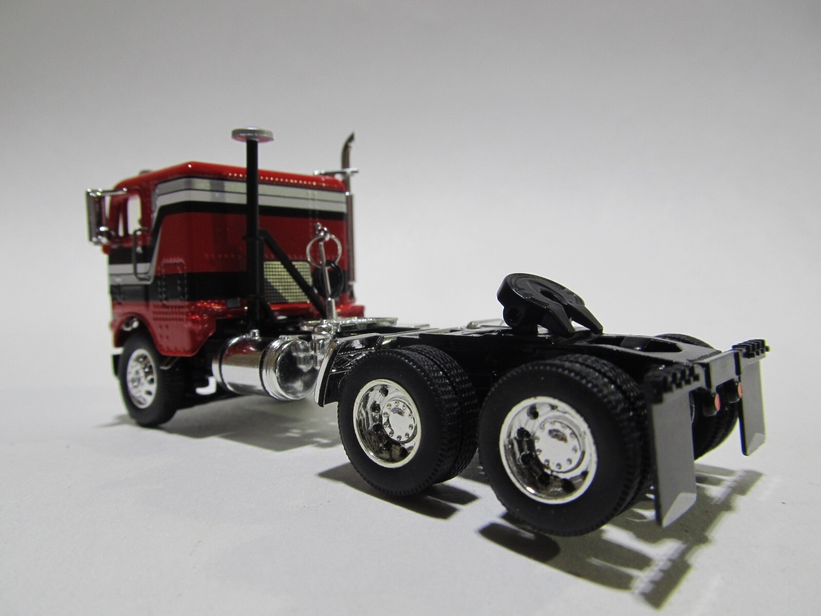 DCP FIRST GEAR 1/64 SCALE FREIGHTLINER CABOVER, RED, BLACK, GRAY ...