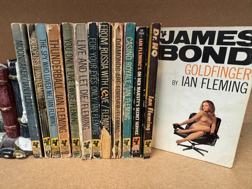 Ian Fleming James Bond 007 Collection of 13 Vintage Books ID4545 | eBay