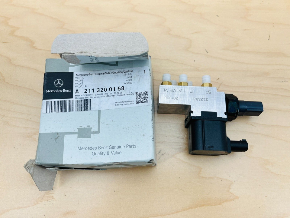 NEW Mercedes w211 airmatic valve block distributor 2113200158 - GENUINE ...