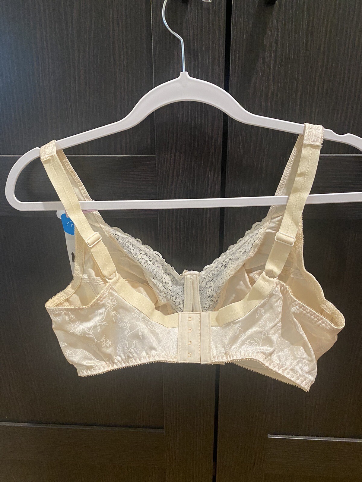 New Bra Playtex Secrets Full-Figure Underwire Lace Beige US4422 Size ...