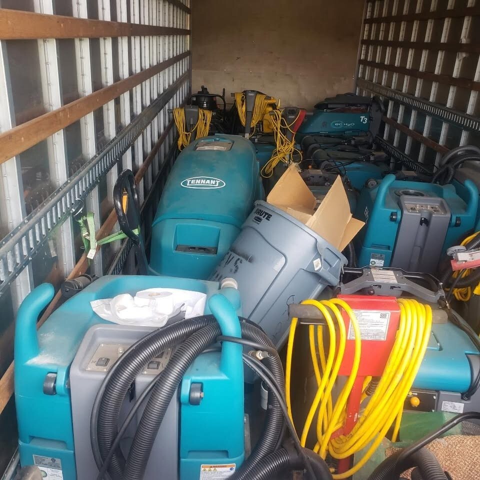 RIGHT Disk Scrub Head Squeegee ASSY TENNANT 7100 ECH2O Ride-On Floor ...