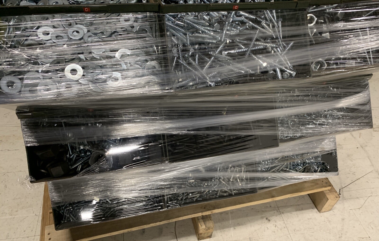 BULK ASSORTED LOOSE HARDWARE 1 STACK BIN FASTENERS NUTS BOLTS SCREWS ...