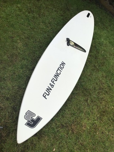 F2 Fun and function 124 litre space orbit logo and graphics .windsurf ...