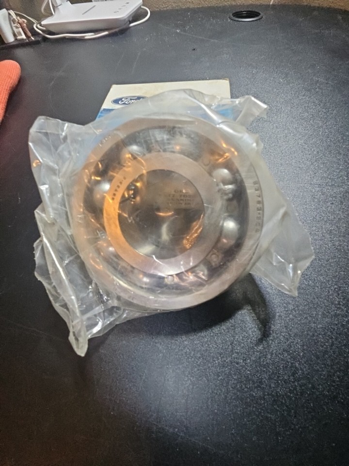NEW - OEM Ford E3TZ-7025-D Manual Transmission Input Shaft Bearing | eBay