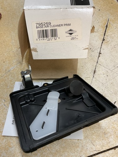 NOS BRIGGS & Stratton 795259 Air Cleaner Base Prim | eBay