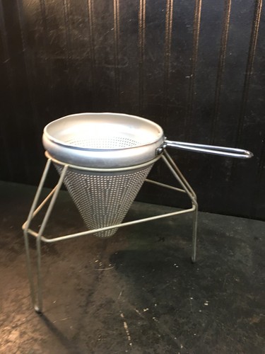 25-527 Vintage Aluminum Food Mill Cone Sieve Colander Strainer With ...
