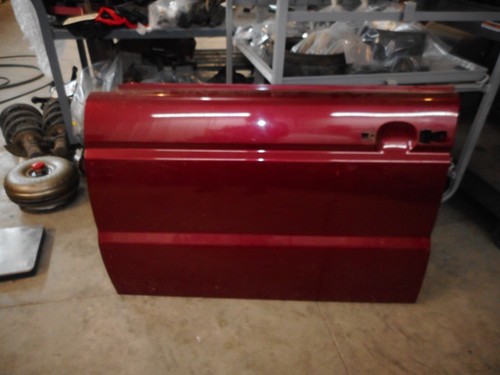 2000 LAND ROVER DISCOVERY II LEFT DRIVER FRONT DOOR RUTLAND RED | eBay