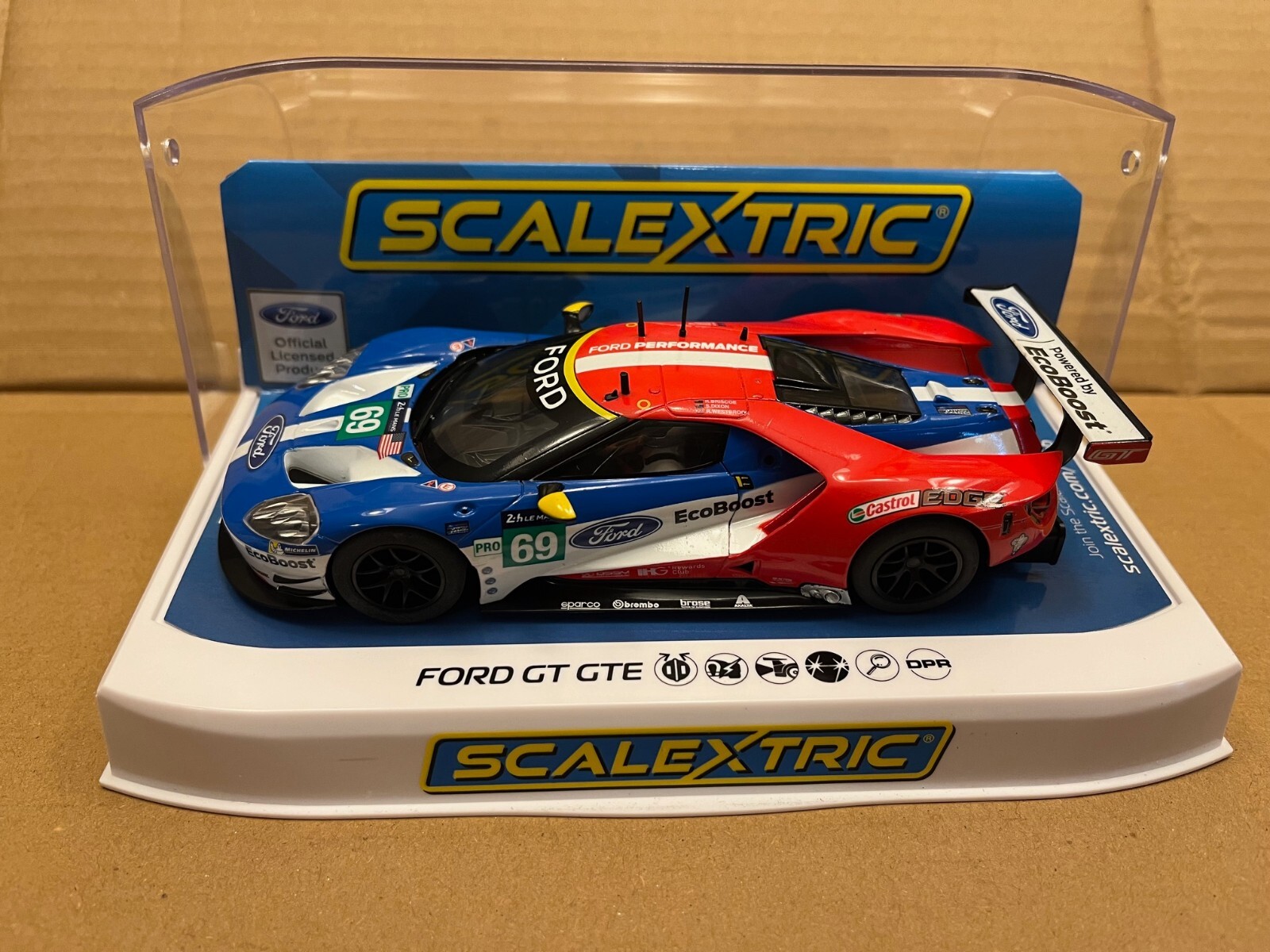 Scalextric Slot Car C3858 Ford GT GTE 24 Hrs LeMans 2017 #69 Castrol ...
