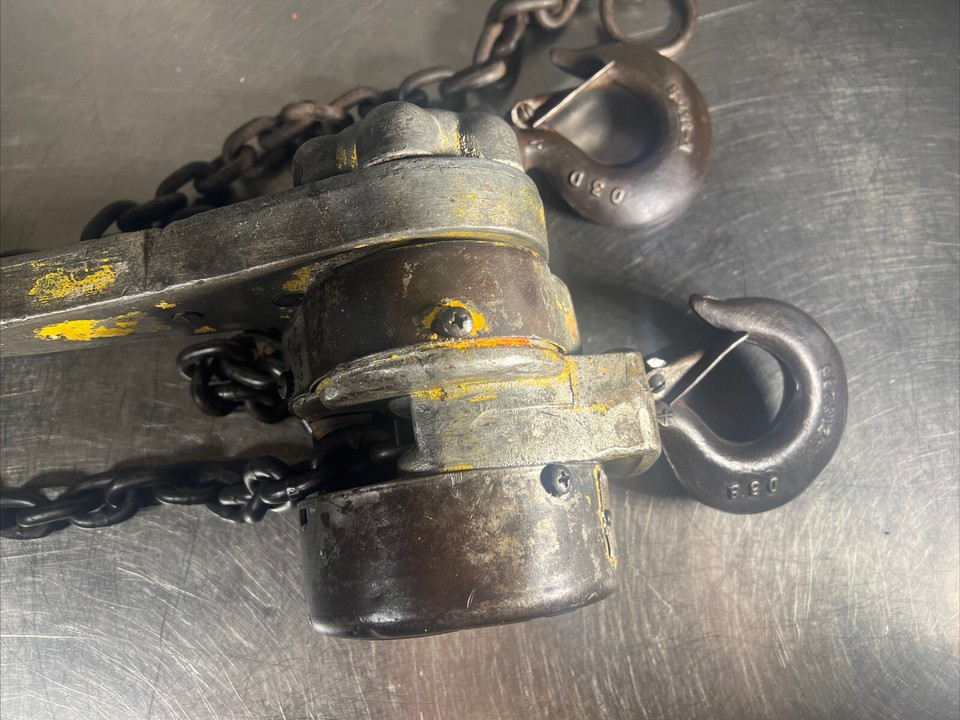 Tugit 1 Ton Ratchet Chain Hoist Come-A-long Winch Rigging. Item ID #3 ...