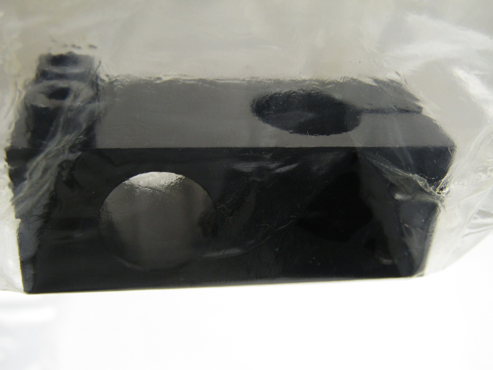 Misumi KDST15 15mm Rail Perpendicular Strut Clamp | eBay