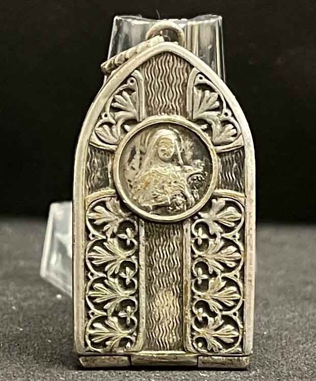 France 1920´ Antique St. Therese of Jesus Christ locket box gorgeous ...