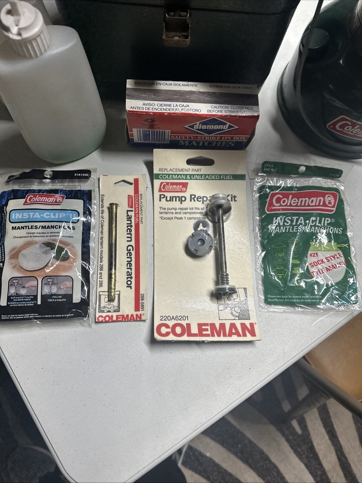 Vintage Coleman 220H195 Double Mantle Lantern W/ Repair Kits And ...