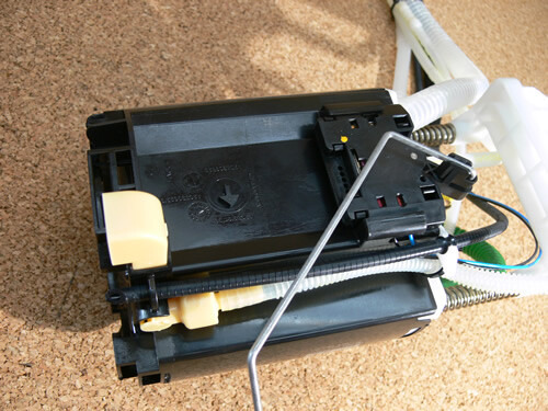 GENUINE LAND ROVER FUEL PUMP RANGE ROVER 3.6L V8 DIESEL 08-12 NEW ...