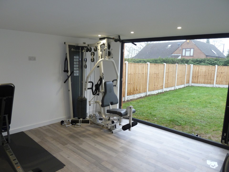 Insulated garden gym from £ 1500 PER SQUARE METRE. | eBay UK