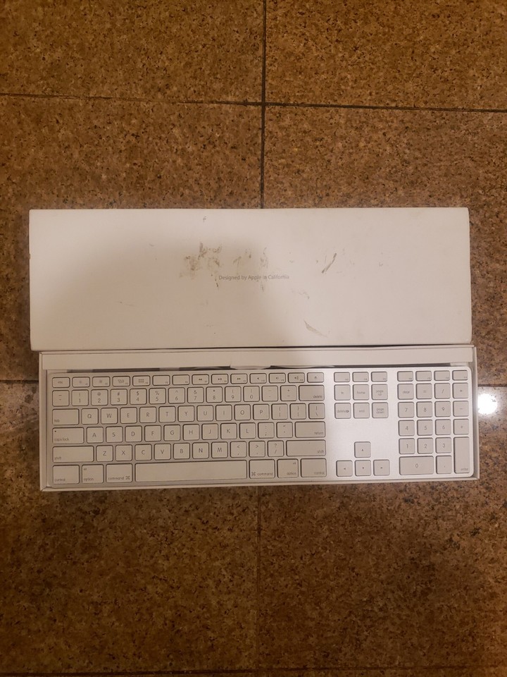 Apple Genuine Wired Keyboard + Numeric Keypad Slim Aluminum A1243 White ...