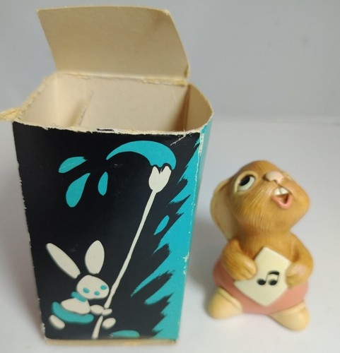 PENDELFIN RABBIT*ROLLY*ENGLAND HANDPAINTED STONECRAFT*PINK PANTS*MUSIC ...