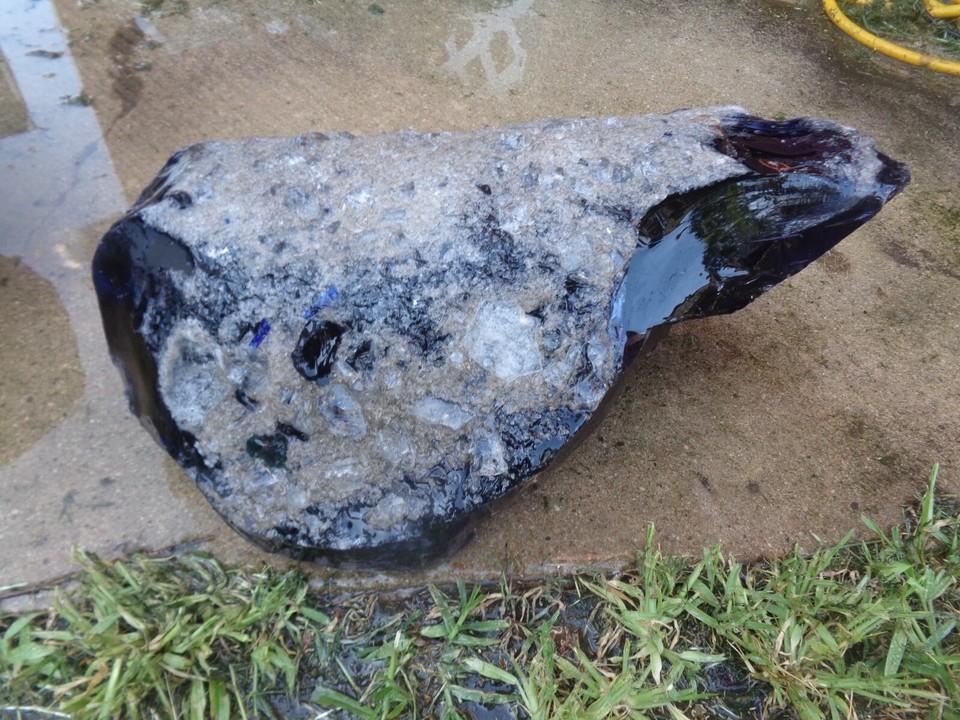 Glass Rock Slag Pretty Clear Purple 90.0 lbs Rocks Landscaping YARD ...